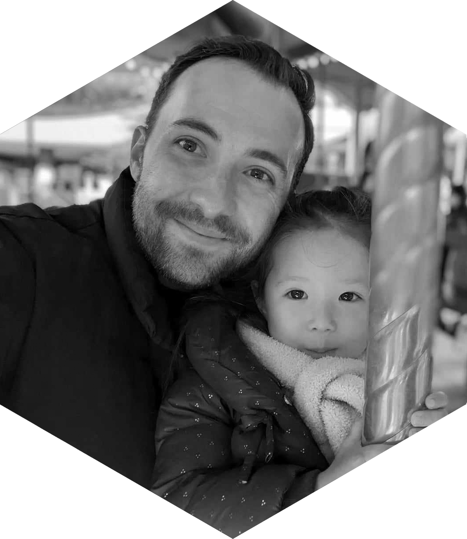 BlenderKit | The monster in the crowd